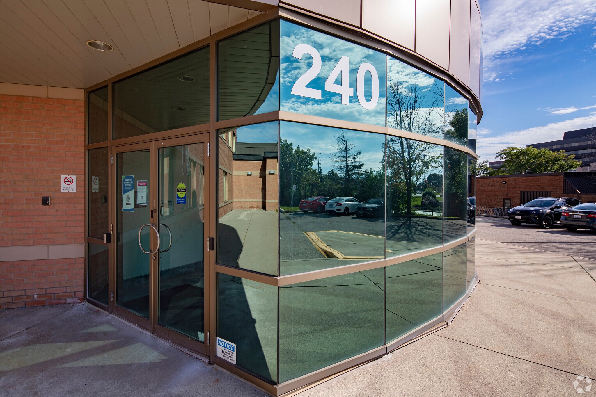 240 Wyecroft Rd, Oakville L6K 2G7 - Office for Rent | LoopNet.co.uk