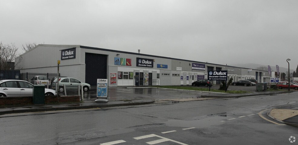 Woodrow Way, Gloucester, GL2 5DX | LoopNet UK