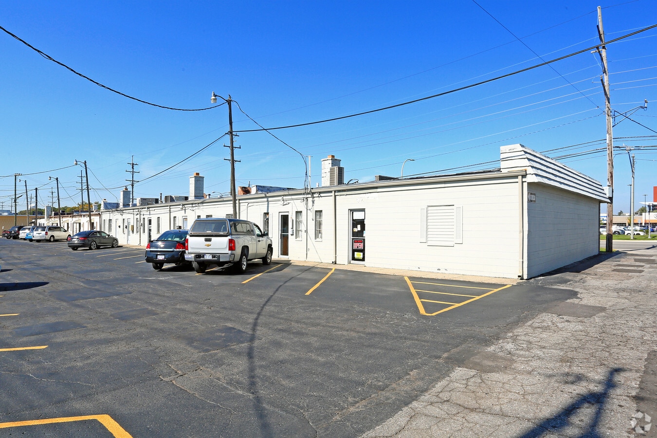 8242-8276 E 12 Mile Rd, Warren 48093 | LoopNet UK