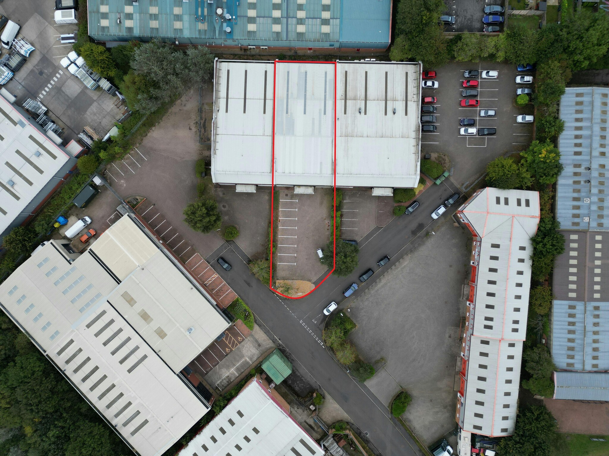 Industrial Space to Rent - Caxton Close, Daventry, NN11 8RT - 13,988 sq ...