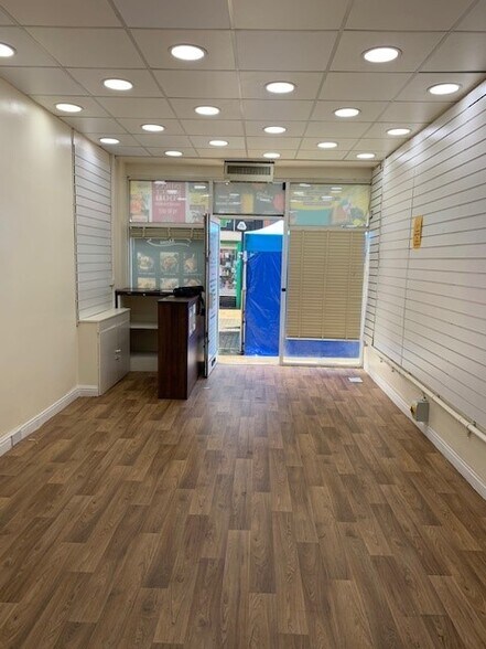 26-30 Strutton Ground, London SW1P 2HR | LoopNet UK