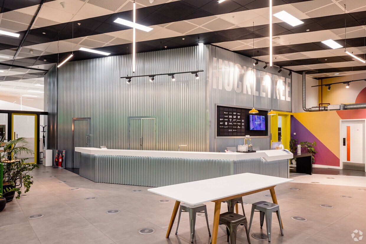 191 Wood Ln, London, W12 7FP - Huckletree White City at MediaWorks ...