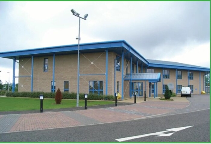 6 Jack Martin Way, Dundee DD4 9FF | LoopNet UK