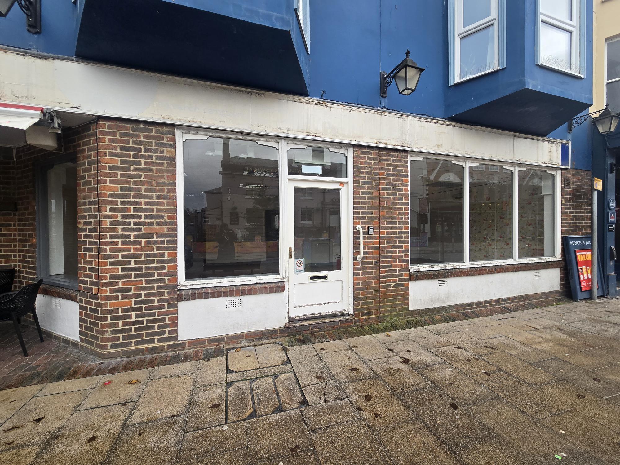 Retail Space to Rent - Clock Walk, 3-6 High St, Bognor Regis, PO21 1SG ...