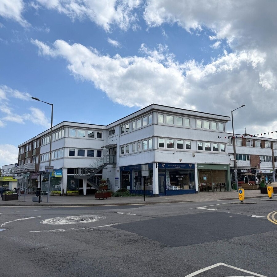 Retail Space to Rent - Sycamore House, Woodside Rd, Amersham, HP6 6AA ...
