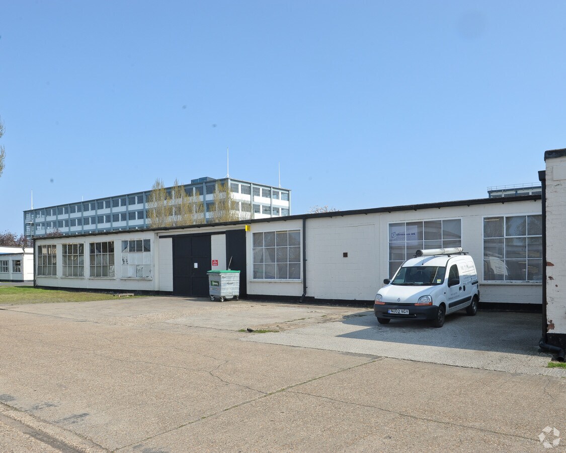 Industrial Space to Rent - Princess Margaret Rd, Tilbury, RM18 8RH ...