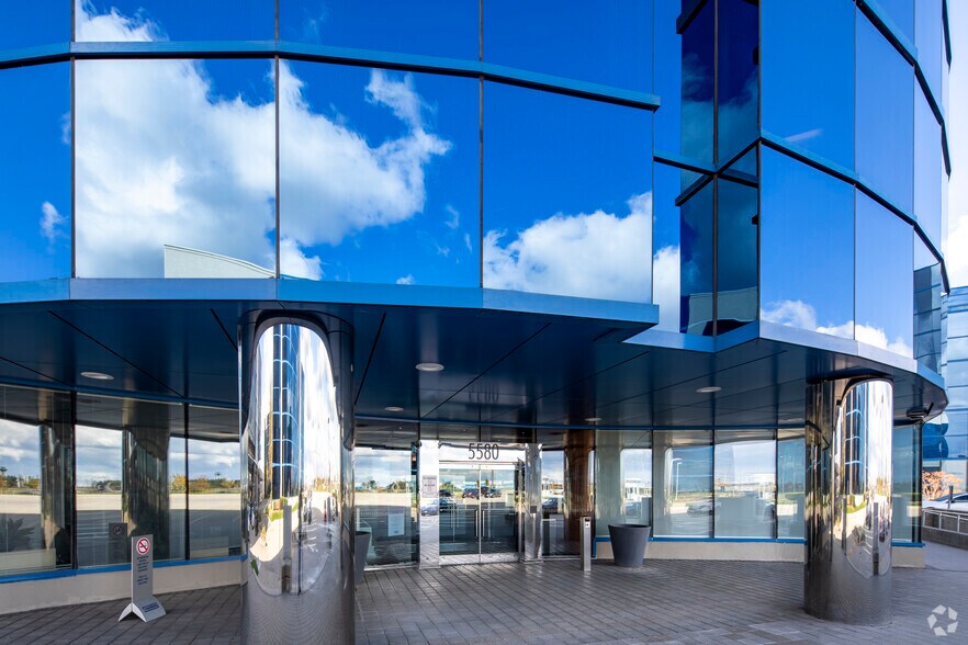 5580 Explorer Dr, Mississauga L4W 5L1 - AeroCentre II | LoopNet UK