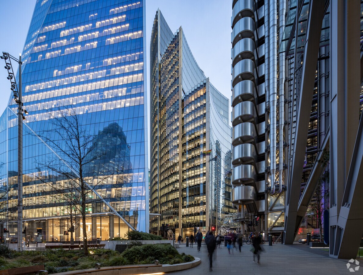 Office Space to Rent in 51 Lime St, London, EC3M 7DS - 900 sq ft | LoopNet