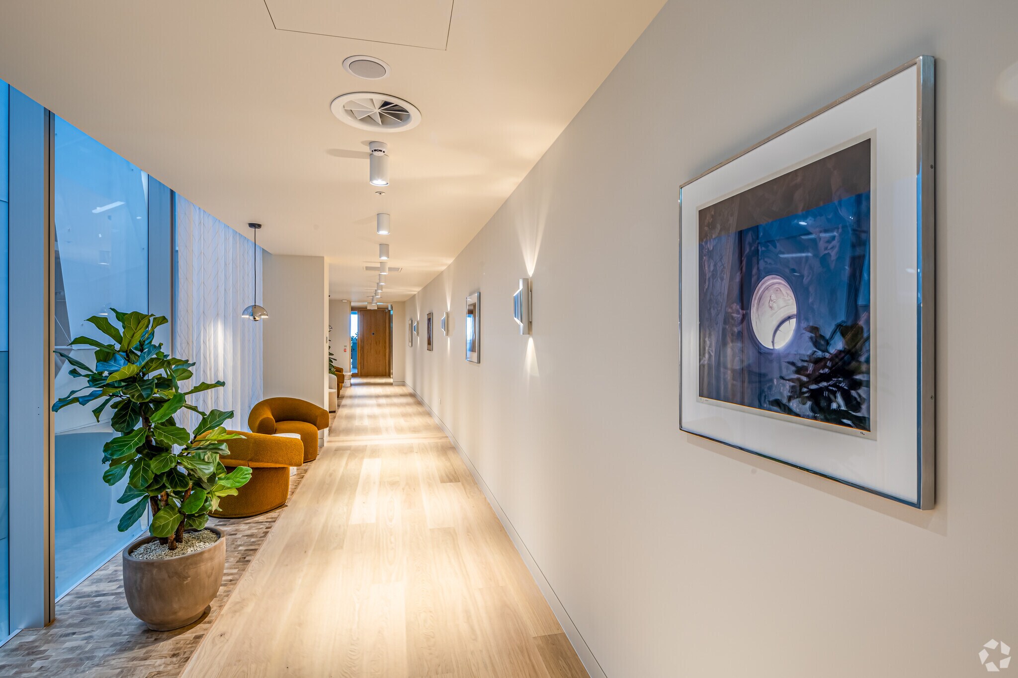 Retail Space to Rent in 201 Bishopsgate, London, EC2M 3AE - 707 sq ft ...