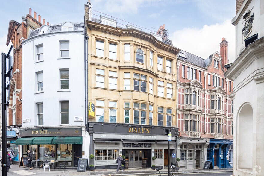 50 Essex St, London, WC2R 3JF - Daly's Wine Bar | LoopNet UK