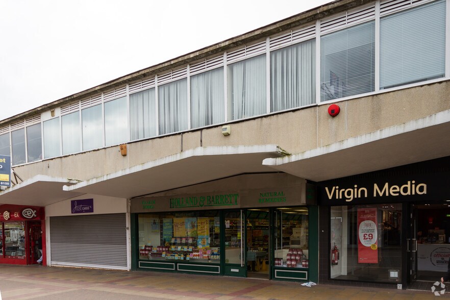 11 Broad Walk, Harlow, CM20 1HX | LoopNet UK