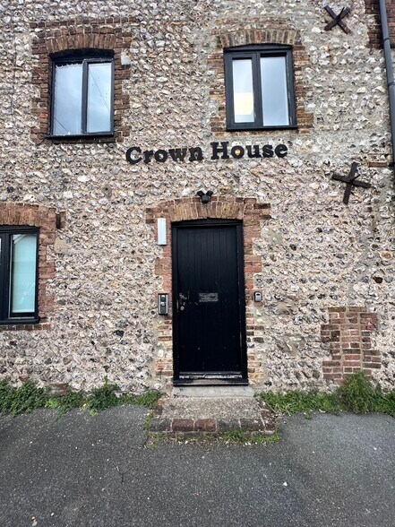 Crown Rd, Brighton BN41 1SH - Crown House | LoopNet UK