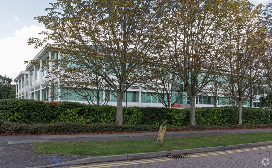 800 Pavilion Dr, Northampton, NN4 7YL - Northampton Business Park ...