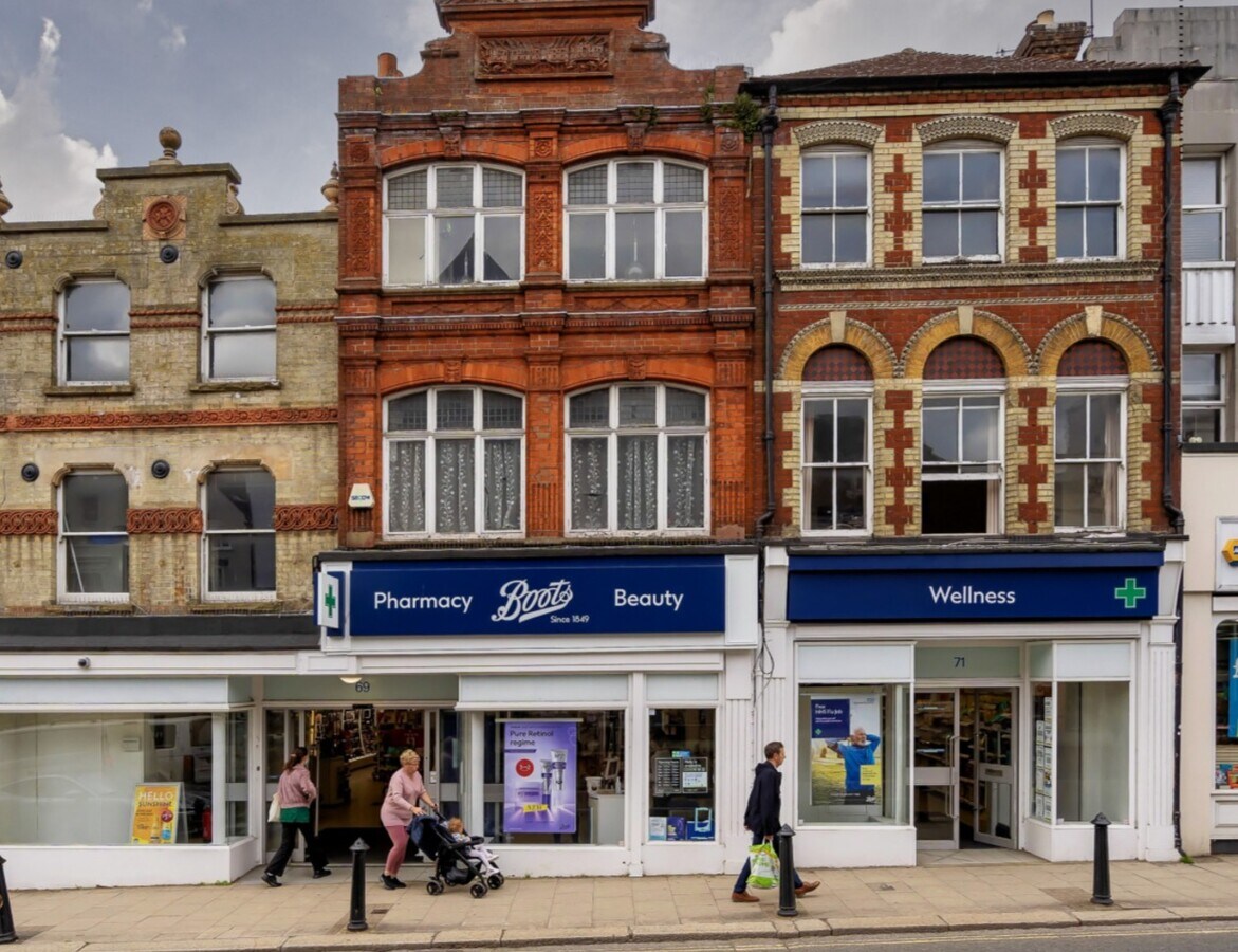 Retail Property for Sale in 69-71 High St, Dorking, RH4 1AW - 7,519 sq ...