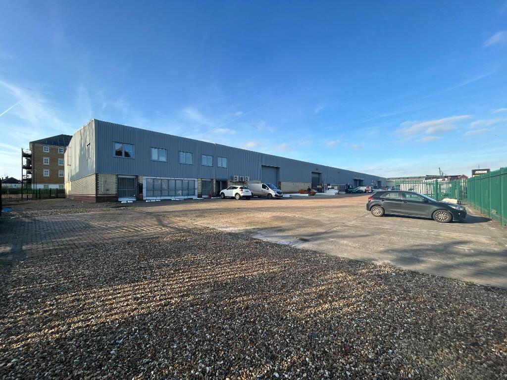 Industrial Space to Rent - Slade Green Rd, Erith, DA8 2JA - 40,425 sq ...