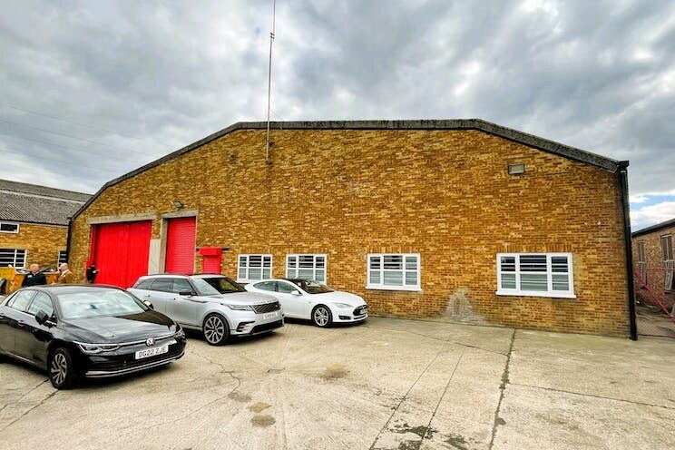 8 Galleymead Rd, Slough, SL3 0EN - GBR