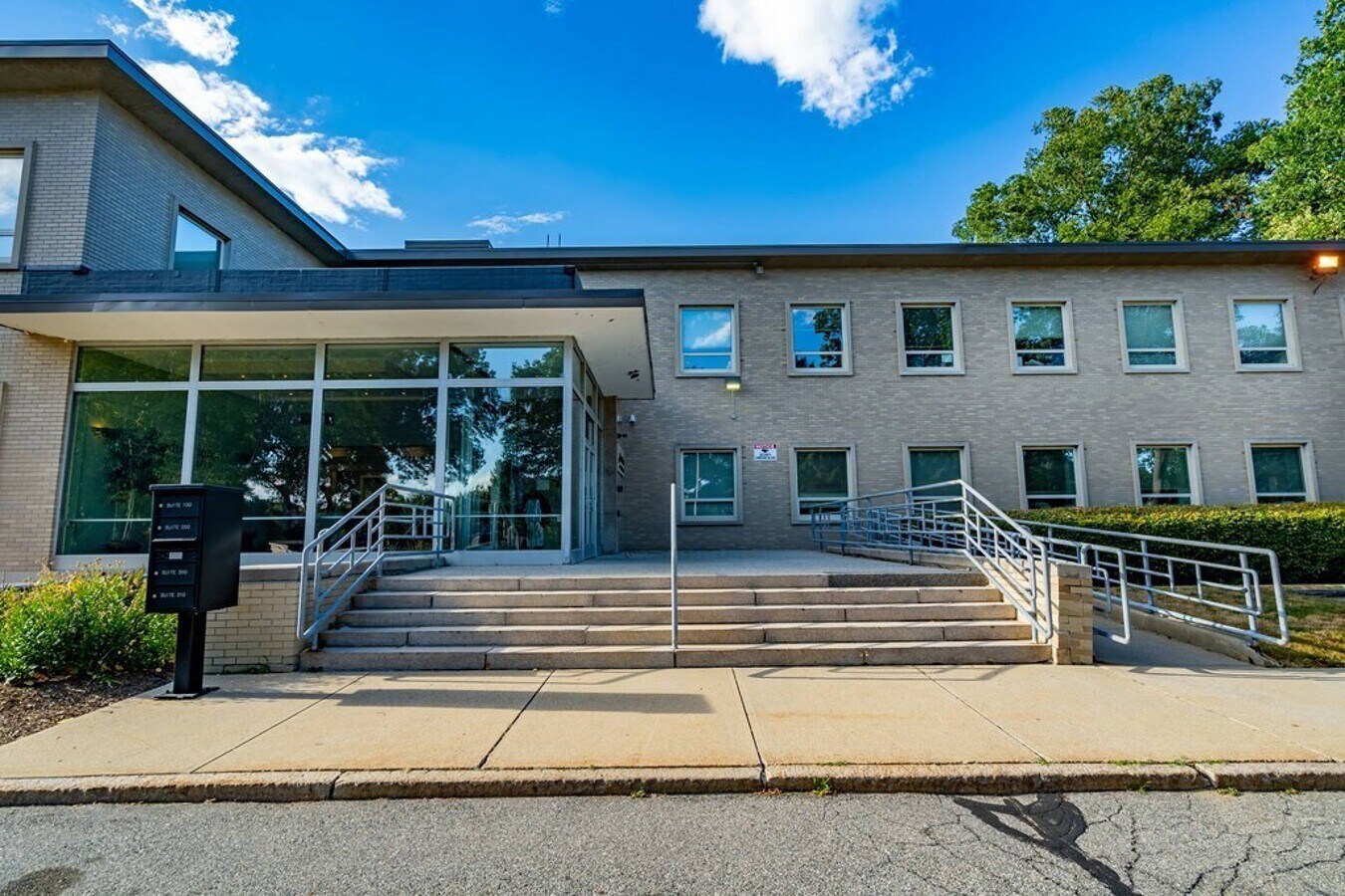 141 Mansion Dr, Walpole 02032 - Office for Sale | LoopNet UK