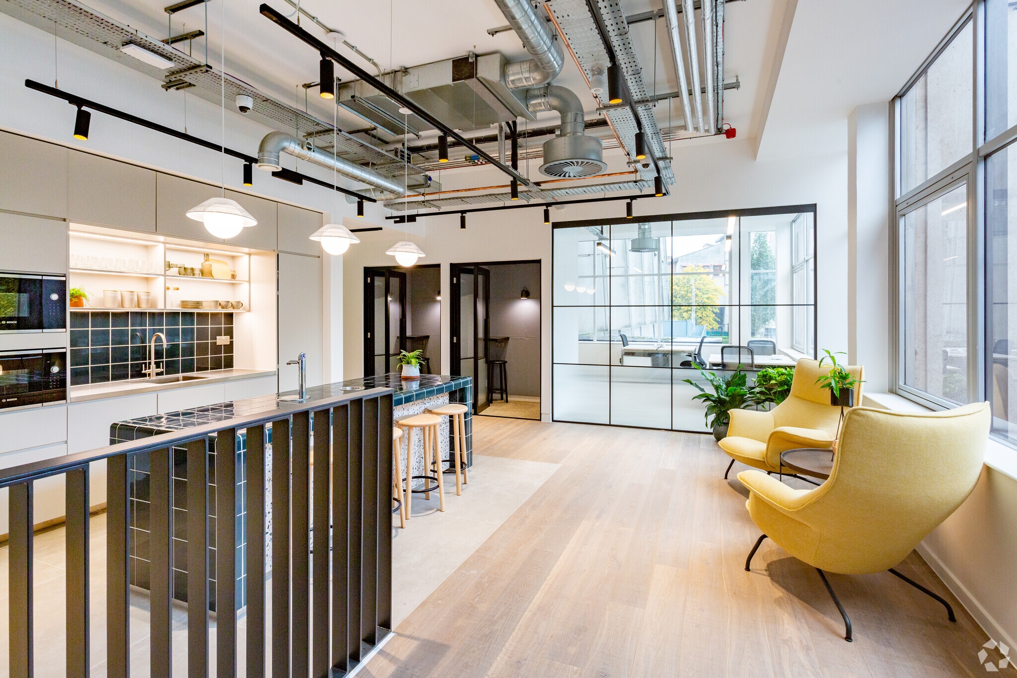 Coworking Space to Rent - Brunel House, 2 Fitzalan Rd, Cardiff, CF24 ...