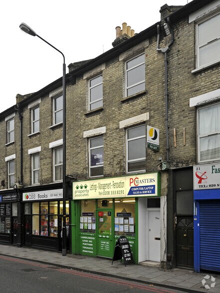 19 Trinity Rd, London, SW17 7SD