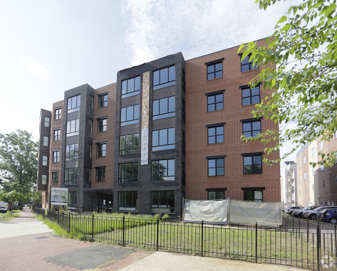 1219 K St NE, Washington, DC 20002 - USA