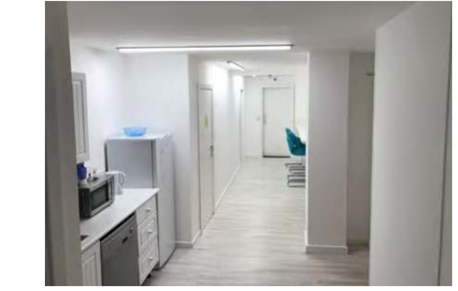 Office Space to Rent - Piccadilly Business Centre, Unit C Blackett St ...