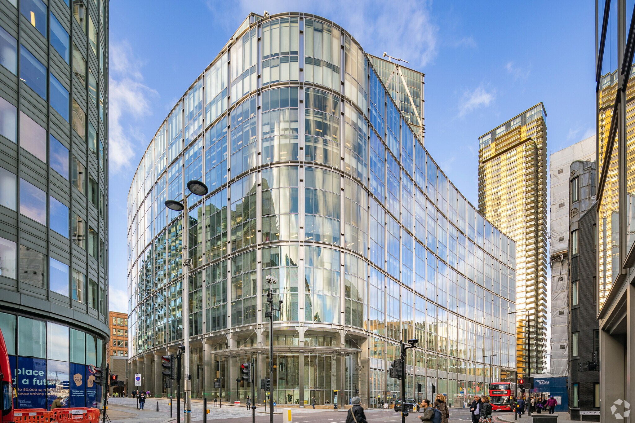 Retail Space to Rent in 201 Bishopsgate, London, EC2M 3AE - 707 sq ft ...