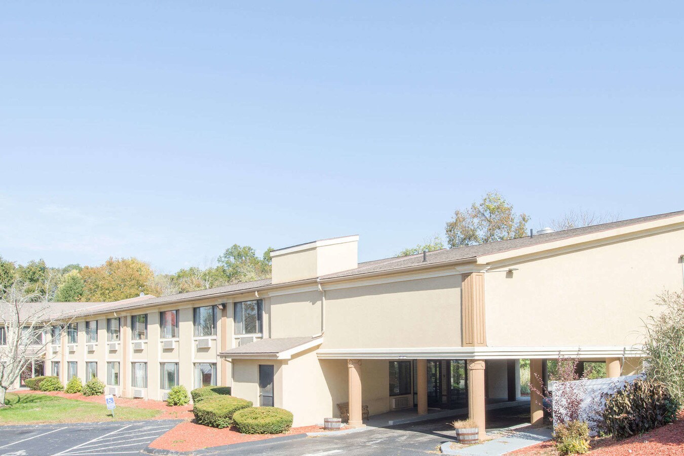 55 Whitehall Ave, Mystic 06355 | LoopNet UK