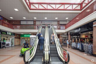 Market Hall St, Cannock, WS11 1WS - Cannock Shopping Centre | LoopNet UK