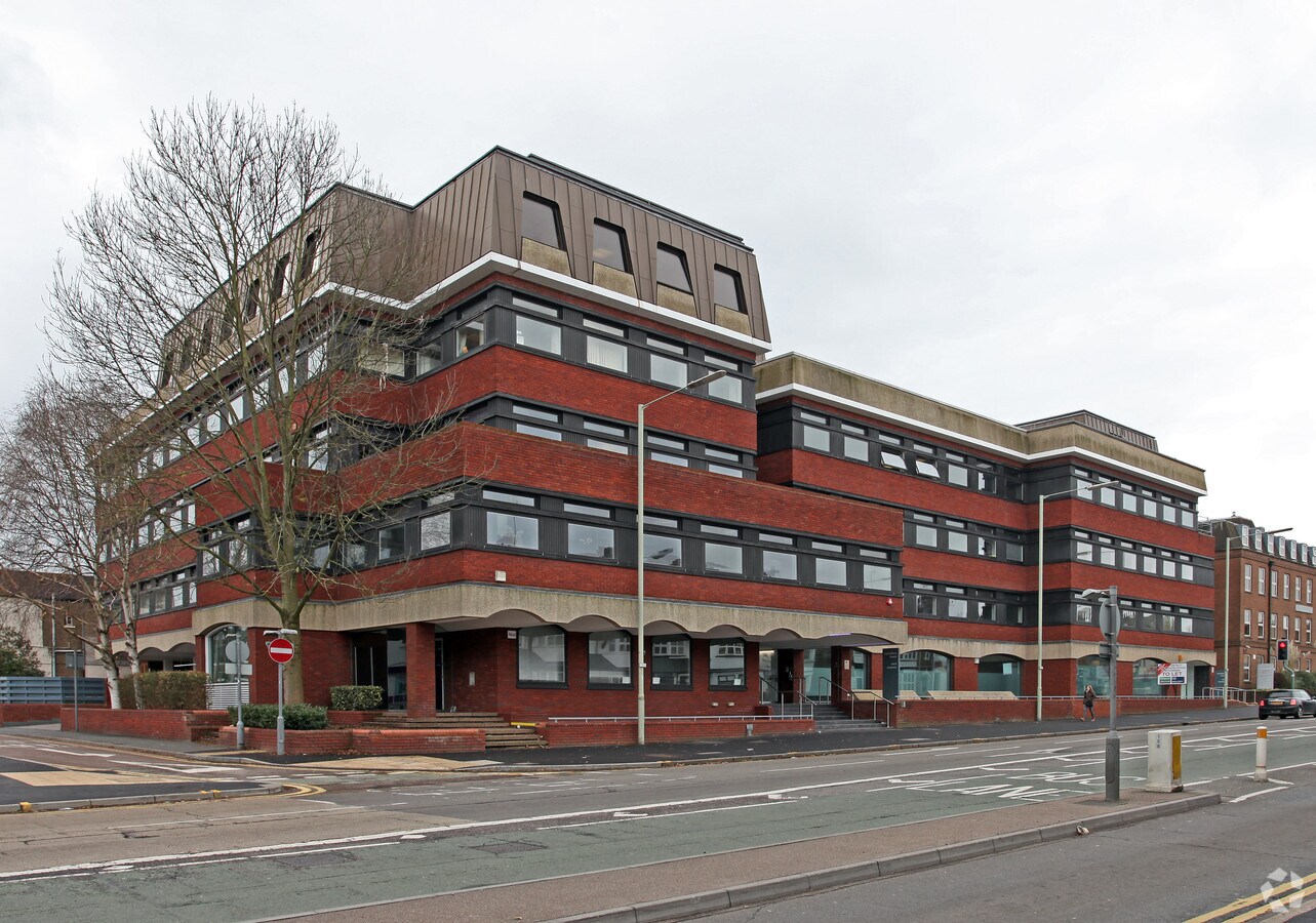 11-19 Station Rd, Watford WD17 1AP | LoopNet UK