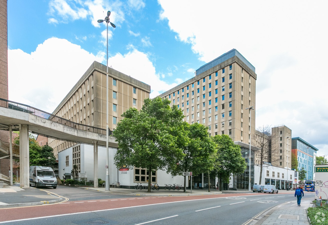 Lewins Mead, Bristol BS1 2NT - Whitefriars | LoopNet UK