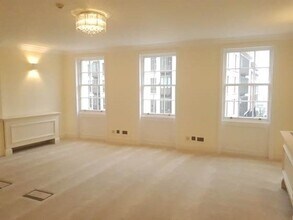 35 Berkeley Sq, London, W1J 5BF | LoopNet