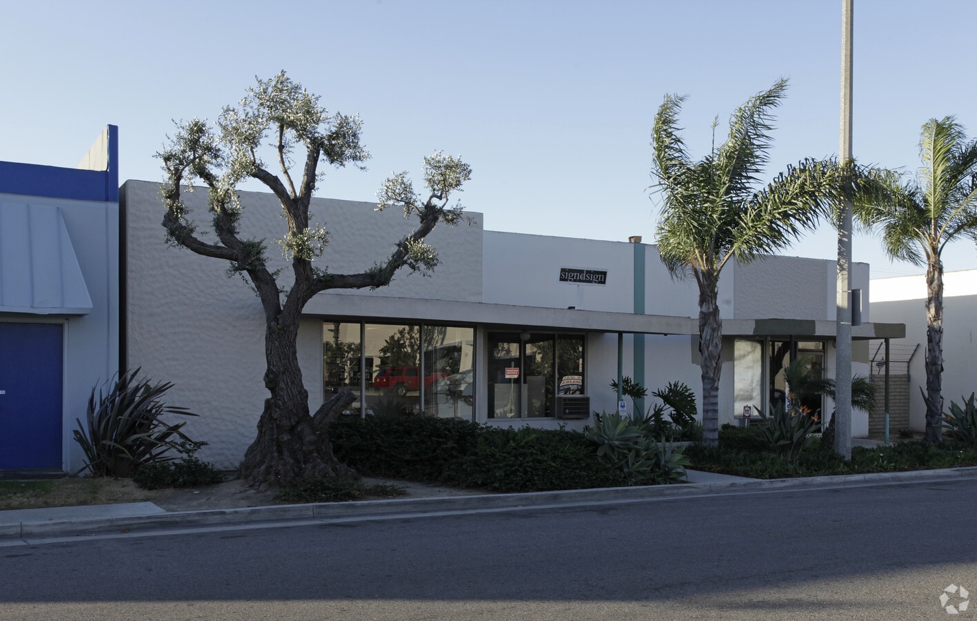 1020-1022 E Orangefair Ln, Anaheim, CA 92801 | LoopNet UK