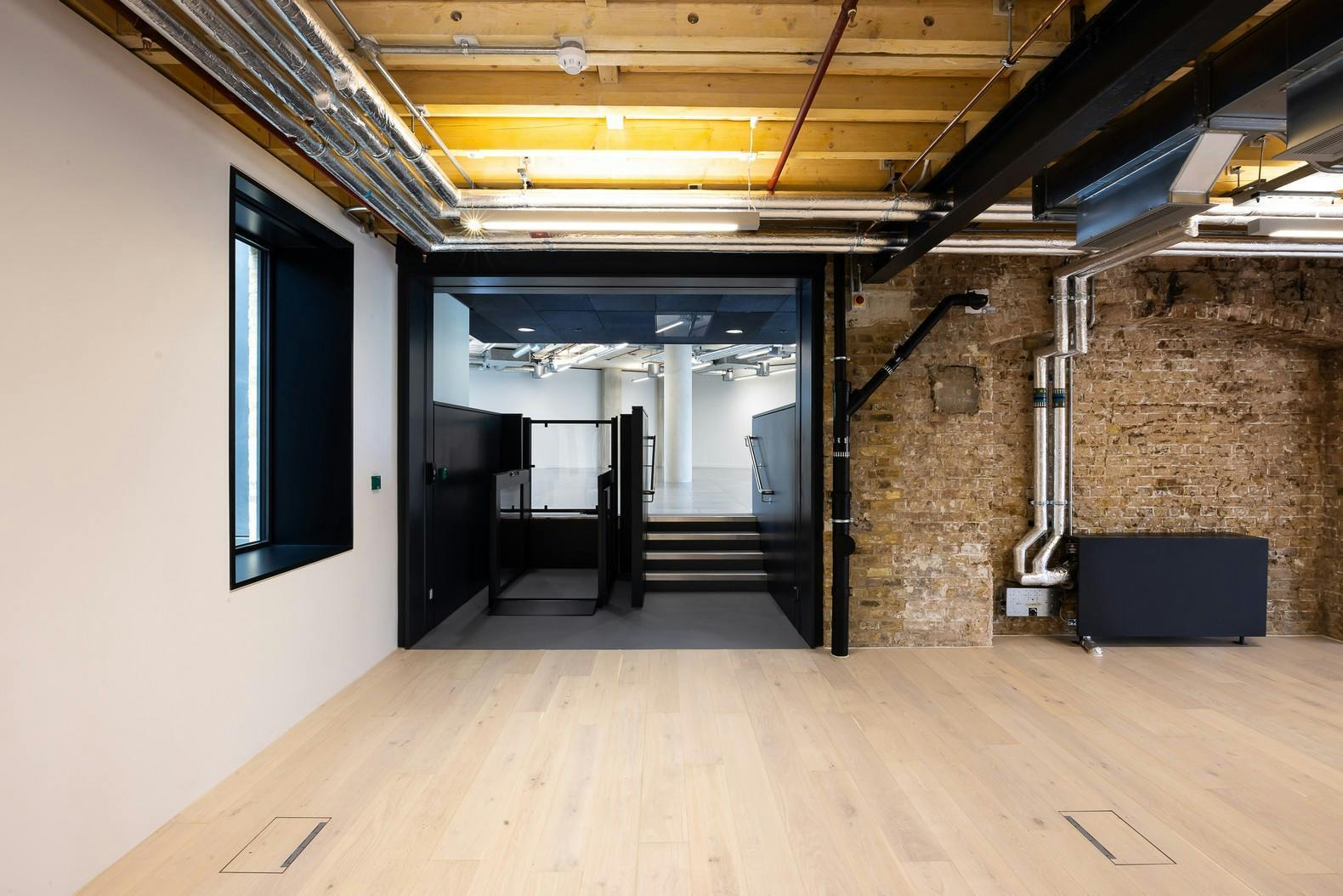 Retail Space to Rent - 201 Bishopsgate, London, EC2M 3AE - 707 sq ft ...