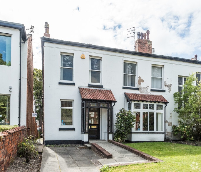 162 Lord St, Southport, PR9 0QA | LoopNet UK