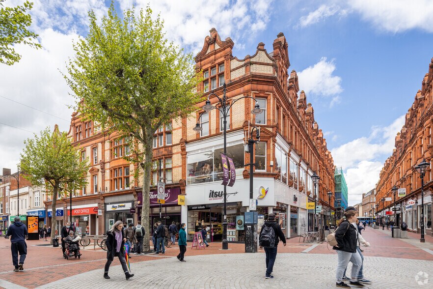 37 Broad St, Reading, RG1 2AA - Retail for Rent - 648 SF - GBR