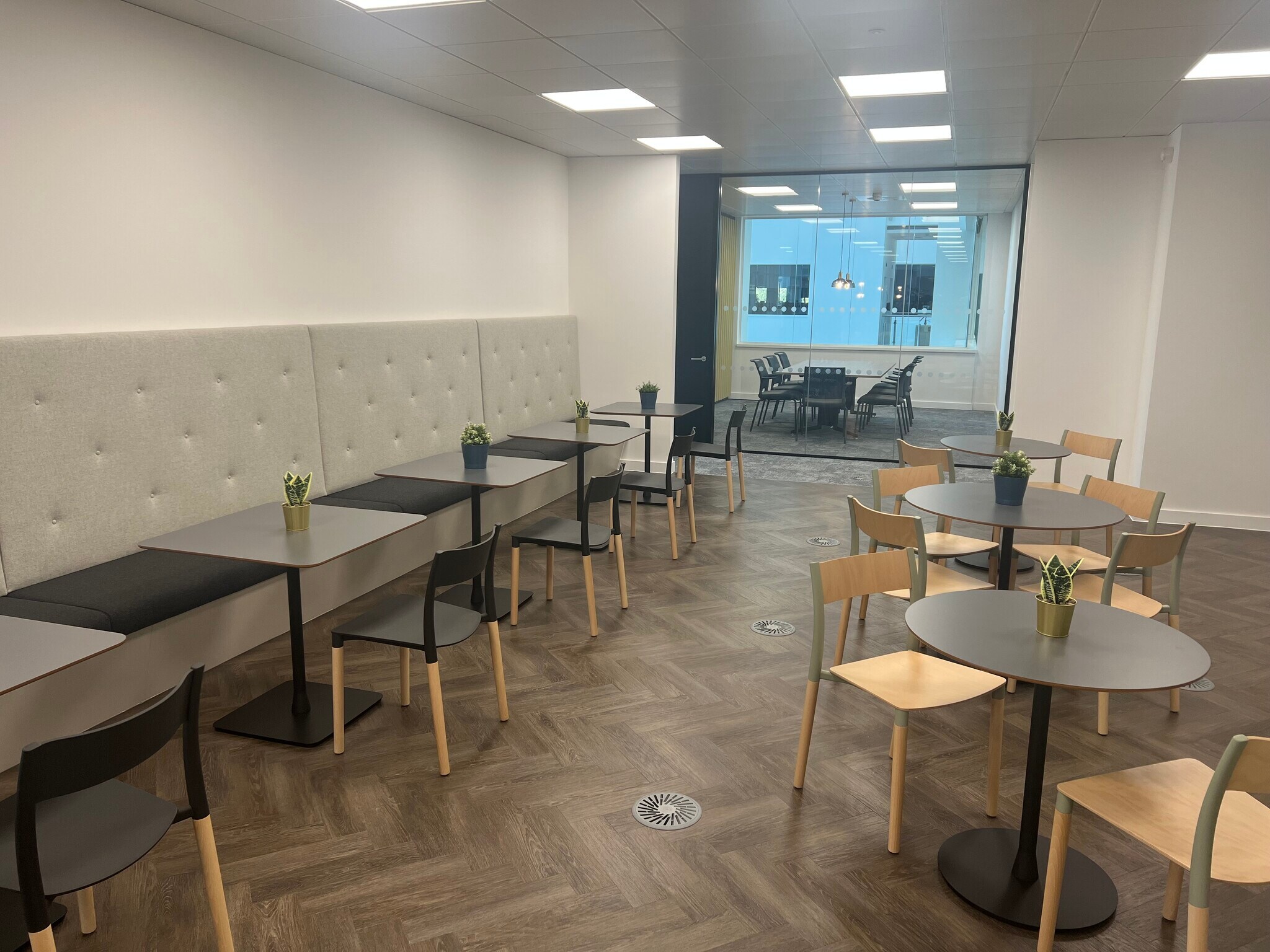 Office Space to Rent - The Capitol Building, Oldbury, Bracknell, RG12 ...