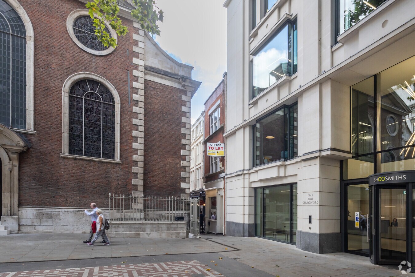 9 Bow Chur, London, EC4M 9DQ - GBR