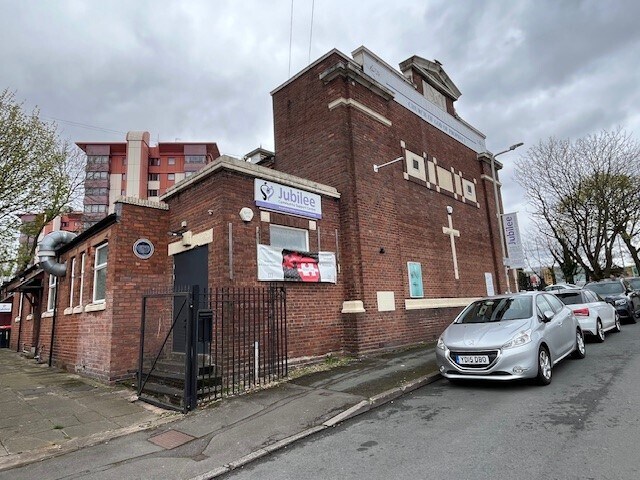 121 Merridale St, Wolverhampton, WV3 0RA - Speciality / Religious ...