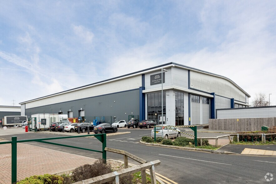 East Duck Lees Ln, Enfield, EN3 7SR | LoopNet UK
