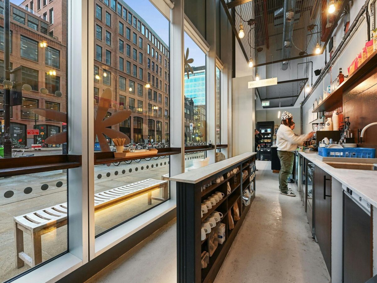 Retail Space to Rent - 201 Bishopsgate, London, EC2M 3AE - 707 sq ft ...