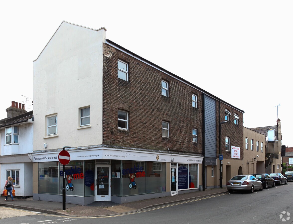 1-2 Arcade Rd, Littlehampton BN17 5AP - Arcade Buildings | LoopNet UK