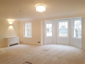 35 Berkeley Sq, London, W1J 5BF | LoopNet
