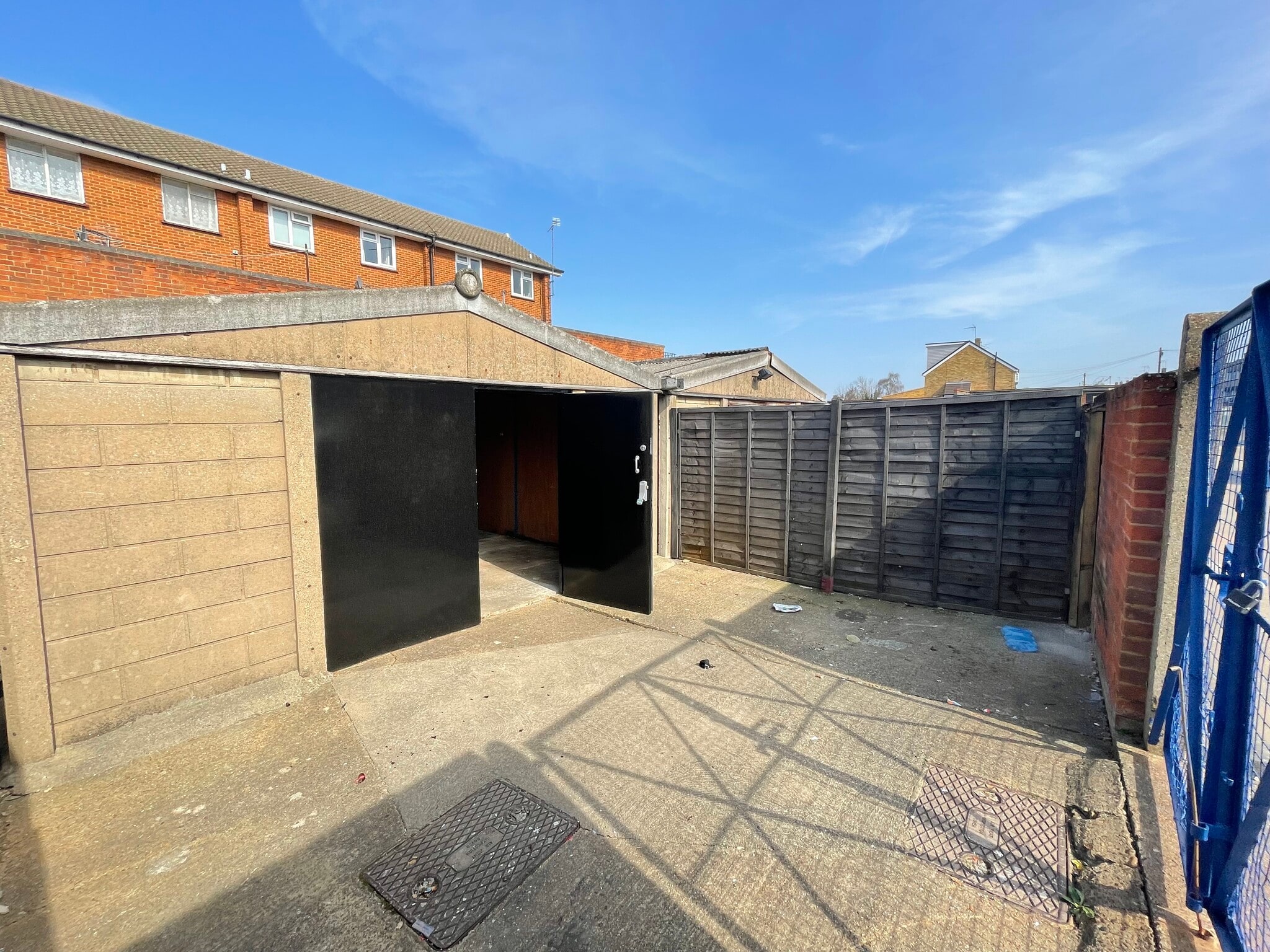 132 Gloucester Ave, Chelmsford CM2 9LG - Retail for Rent | LoopNet.co.uk