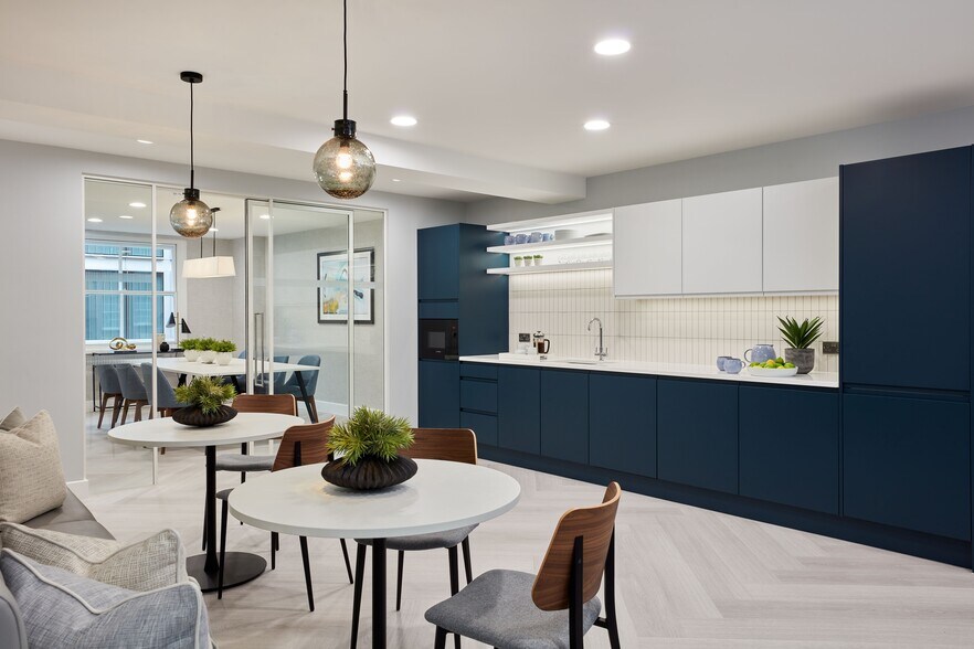 23-27 Buckingham Palace Rd, London, SW1W 0PP - Warwick House | LoopNet UK