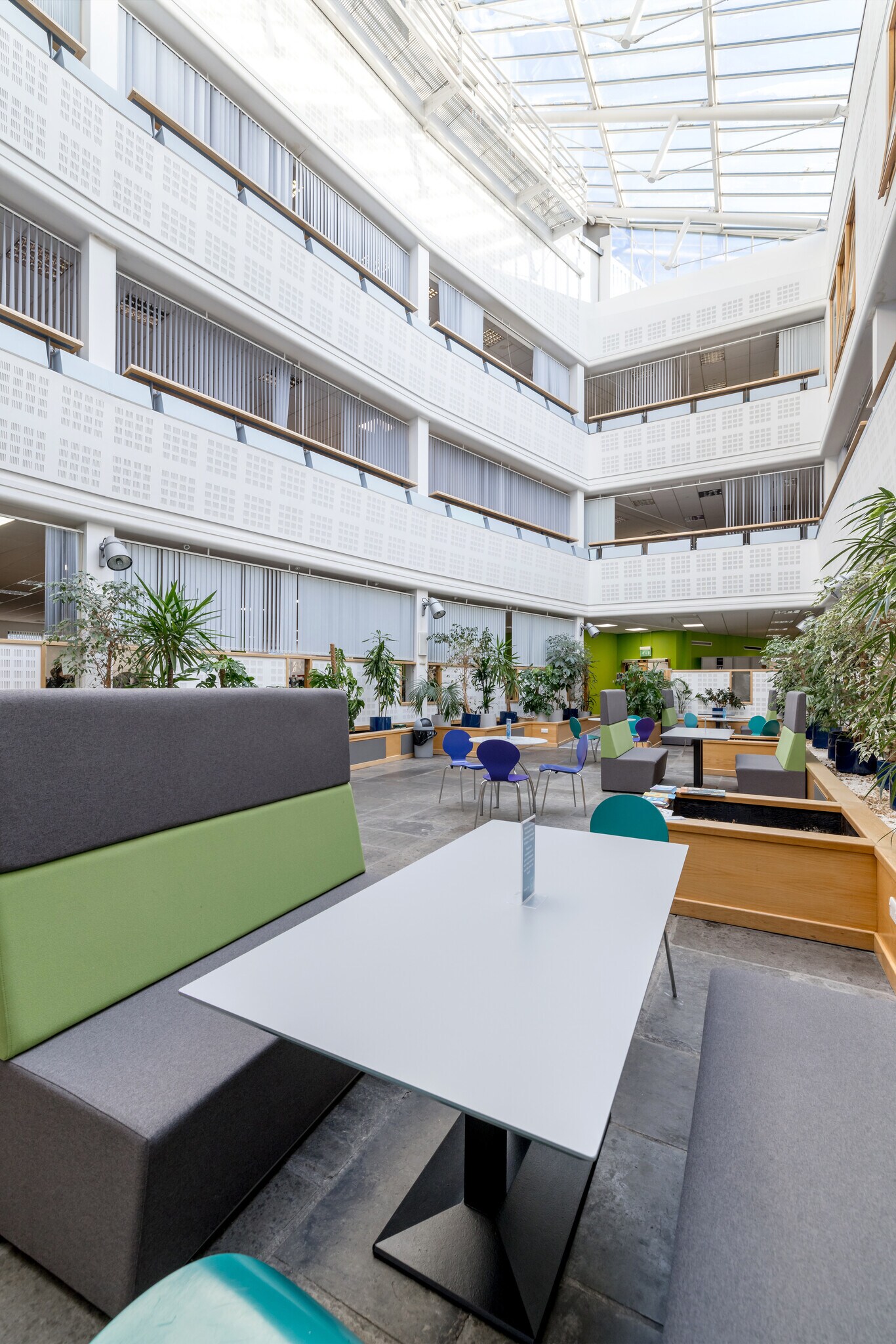 35 Kinnoull St, Perth, PH1 5GD - Pullar House - Office to Rent - 90,189 ...