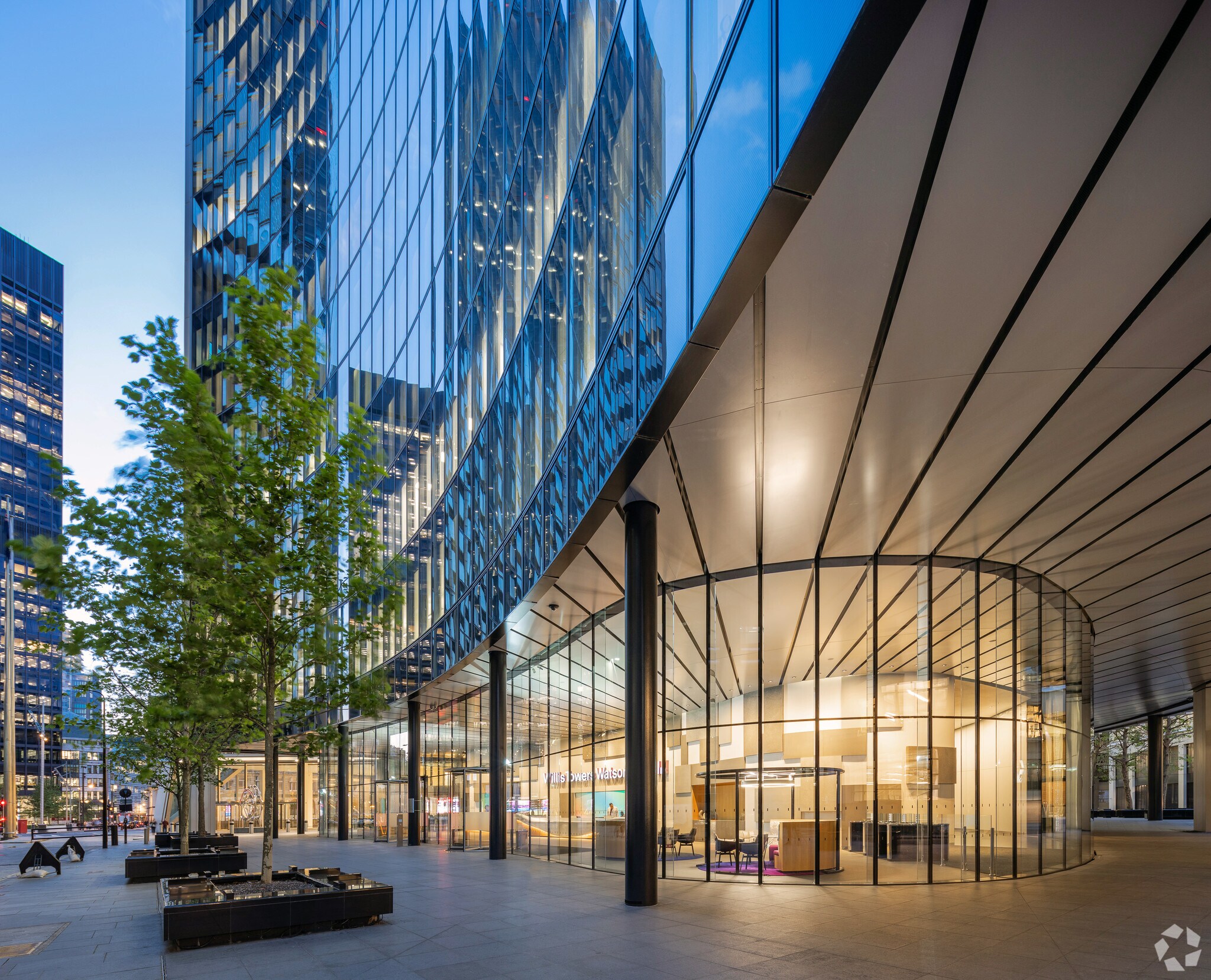 Office Space to Rent in 51 Lime St, London, EC3M 7DS - 900 sq ft | LoopNet