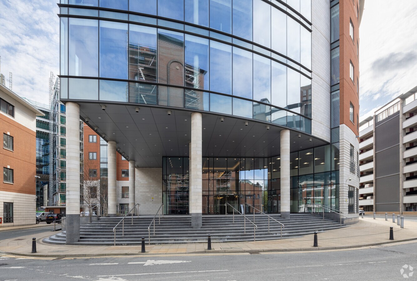 2 Wellington Place, Leeds, LS1 4AP - Office to Rent - 119,154 sq ft - GBR