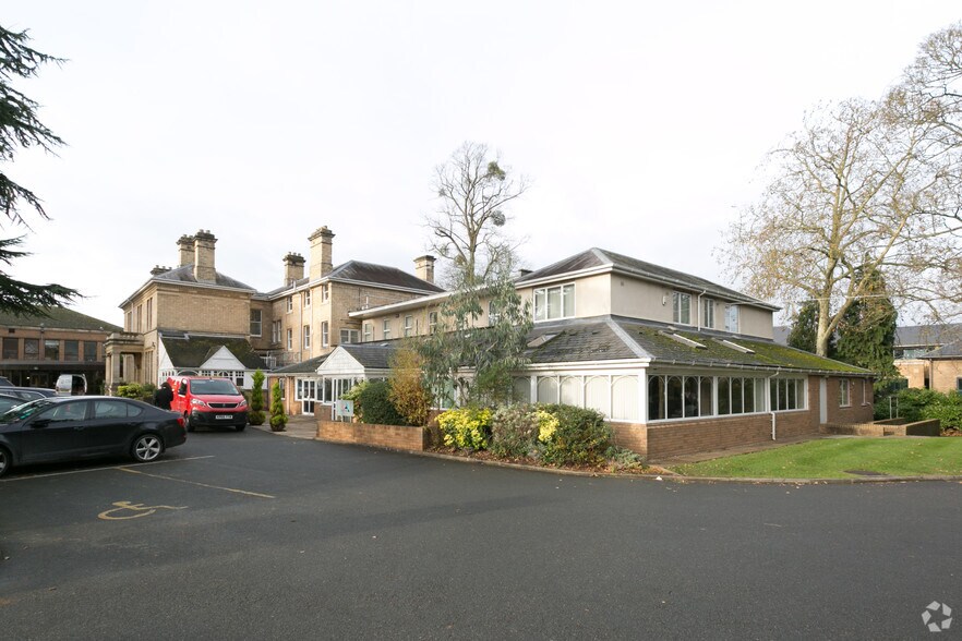 Whittington Rd, Worcester, WR5 2RG | LoopNet UK