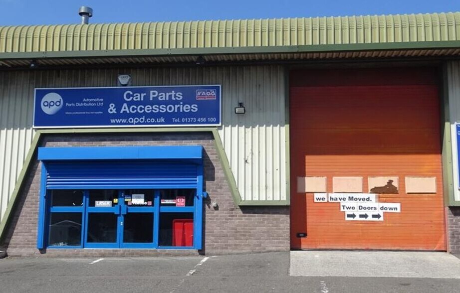 Industrial Property for Sale in 2A-2B Handlemaker Rd, Frome, BA11 4RW ...