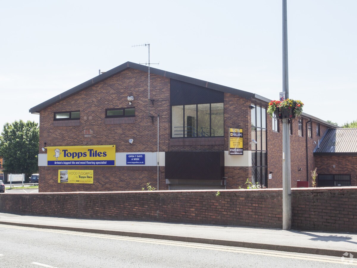 Churchill Way, Macclesfield, SK11 6AY - Metro House | LoopNet UK